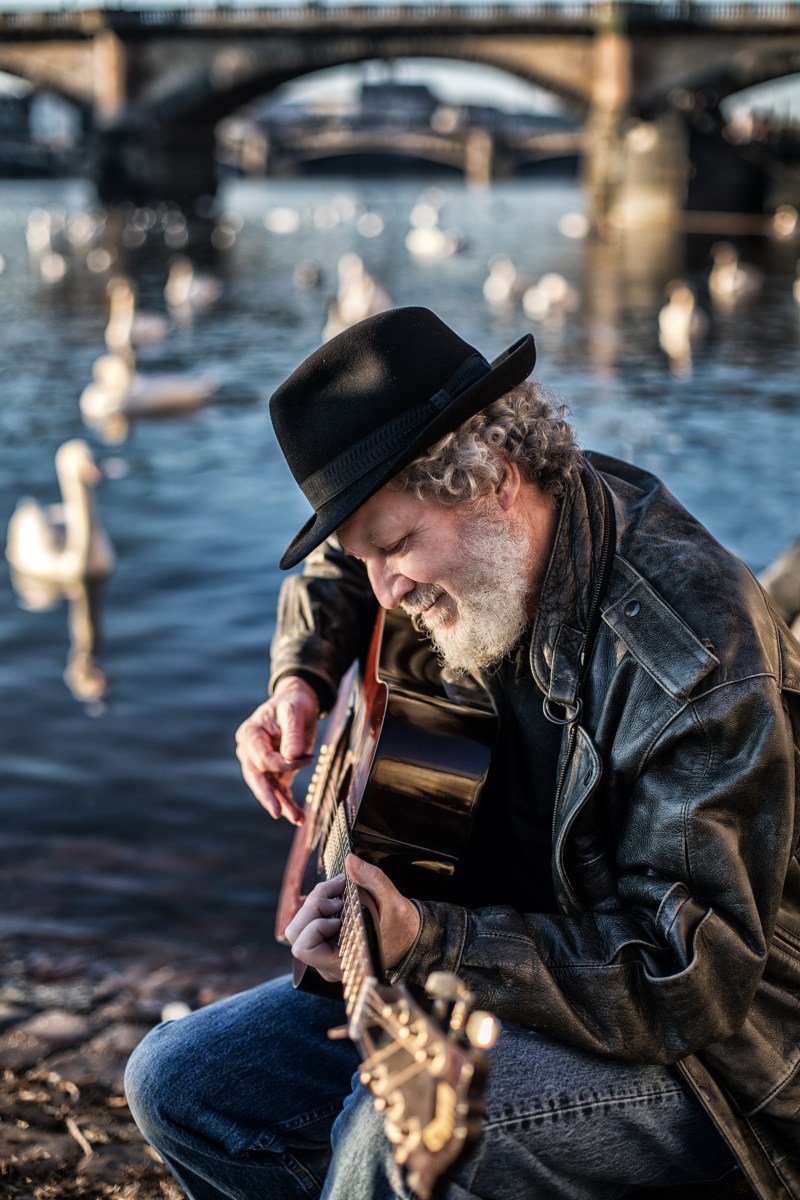 “I Got What I Got” Shows George Collins’ Skill as a Singer/Songwriter ...